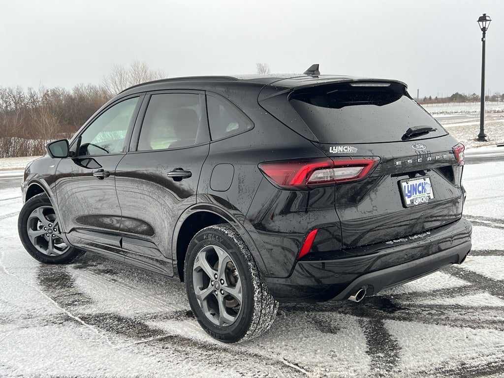 2023 Ford Escape ST-Line Select Mukwonago WI | Lynch Ford of Mukwonago ...
